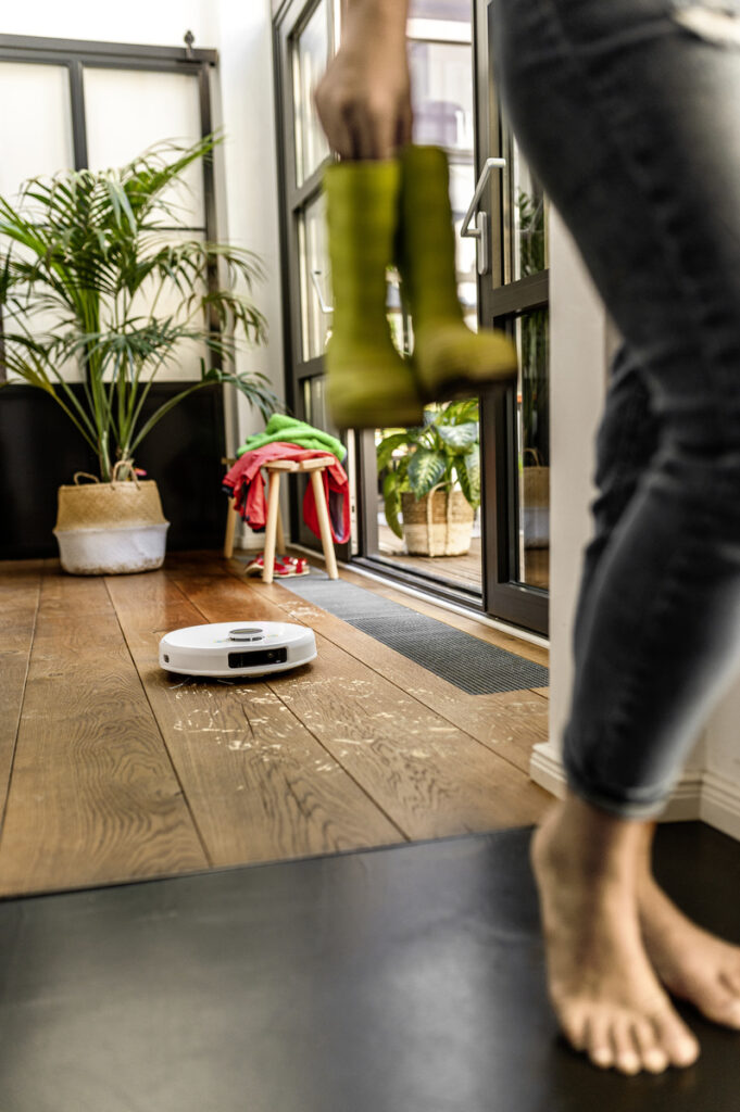 Karcher RCV5 Robot Vacuum with Wiping Function - Cleaning Clinic