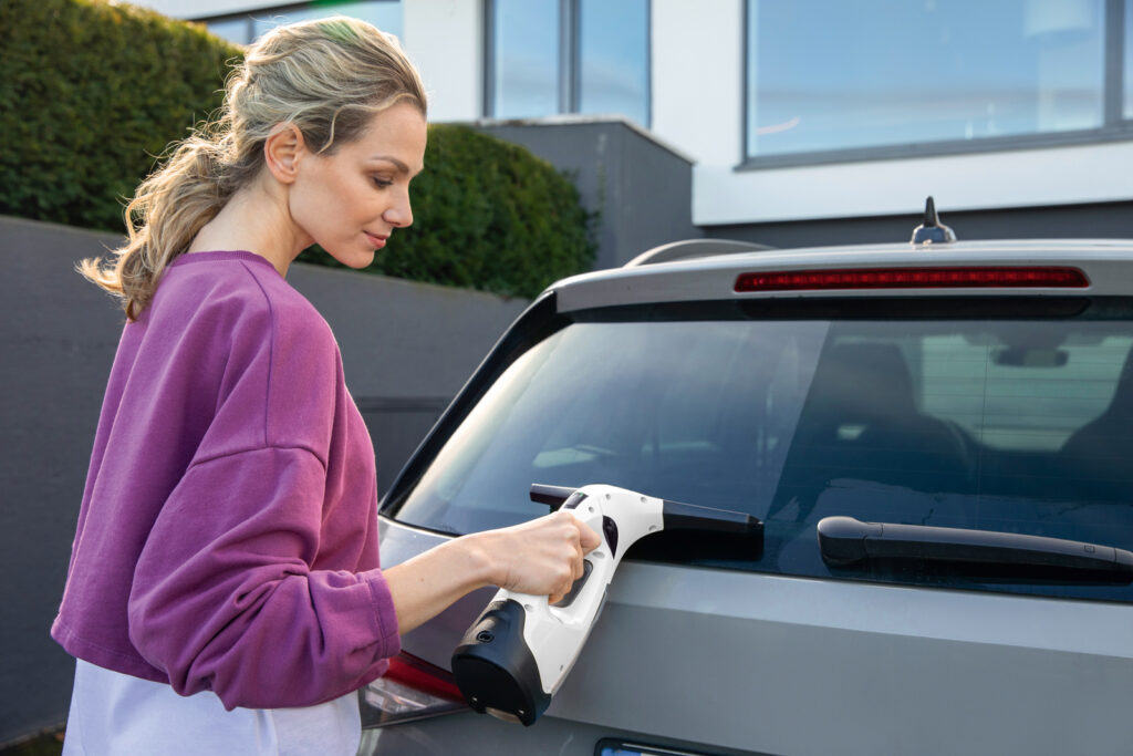 Karcher WV2 Plus Window Vacuum - Cleaning Clinic